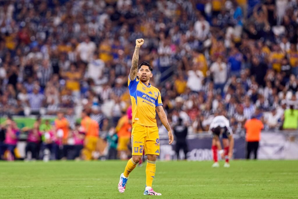 Tigres busca renovar a Javier Aquino y mantener su experiencia más allá ...